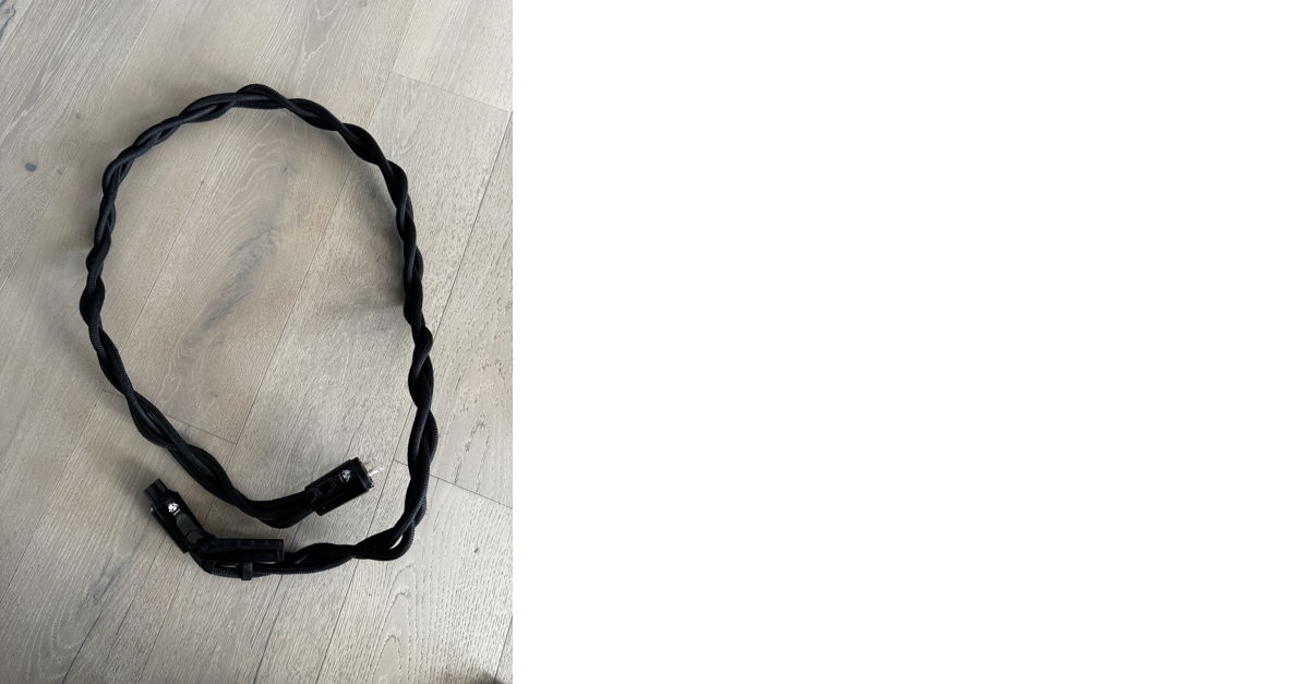 AudioQuest Dragon Power Cable SOURCE - 2m ... For Sale | Audiogon