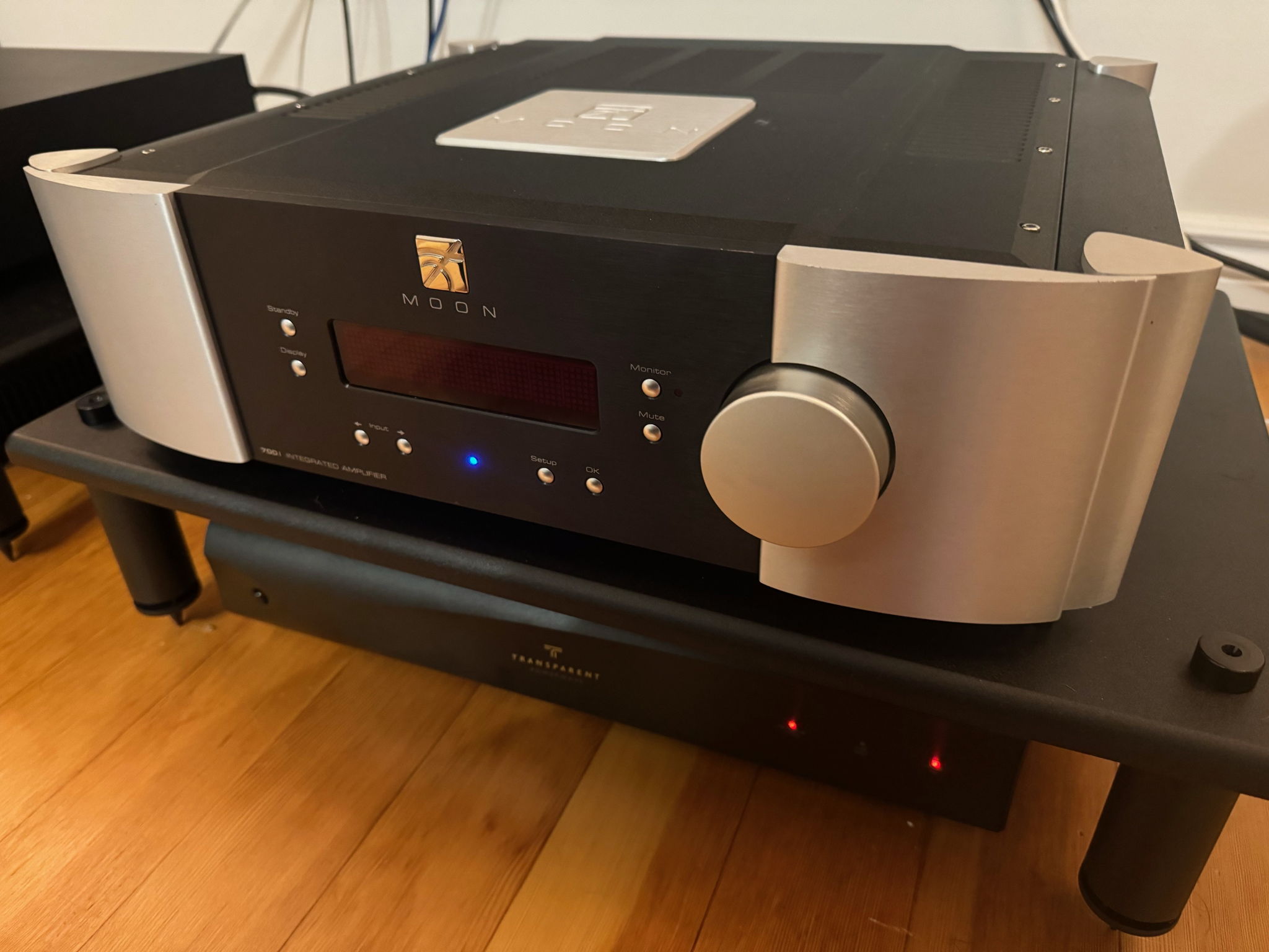 Simaudio 700i Integrated Amplifier For Sale | Audiogon