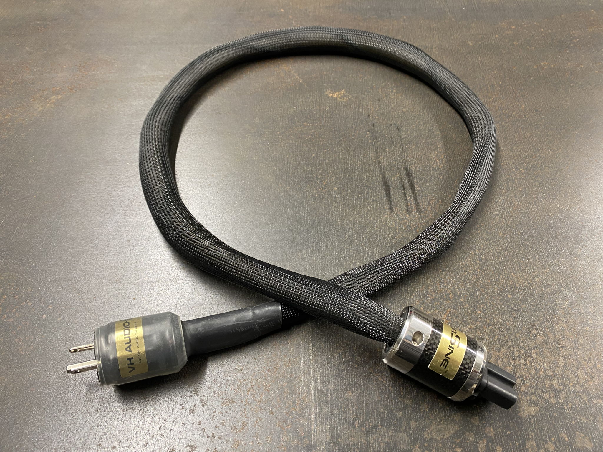 VH Audio AirSine 1.5M Power Cable For Sale | Audiogon