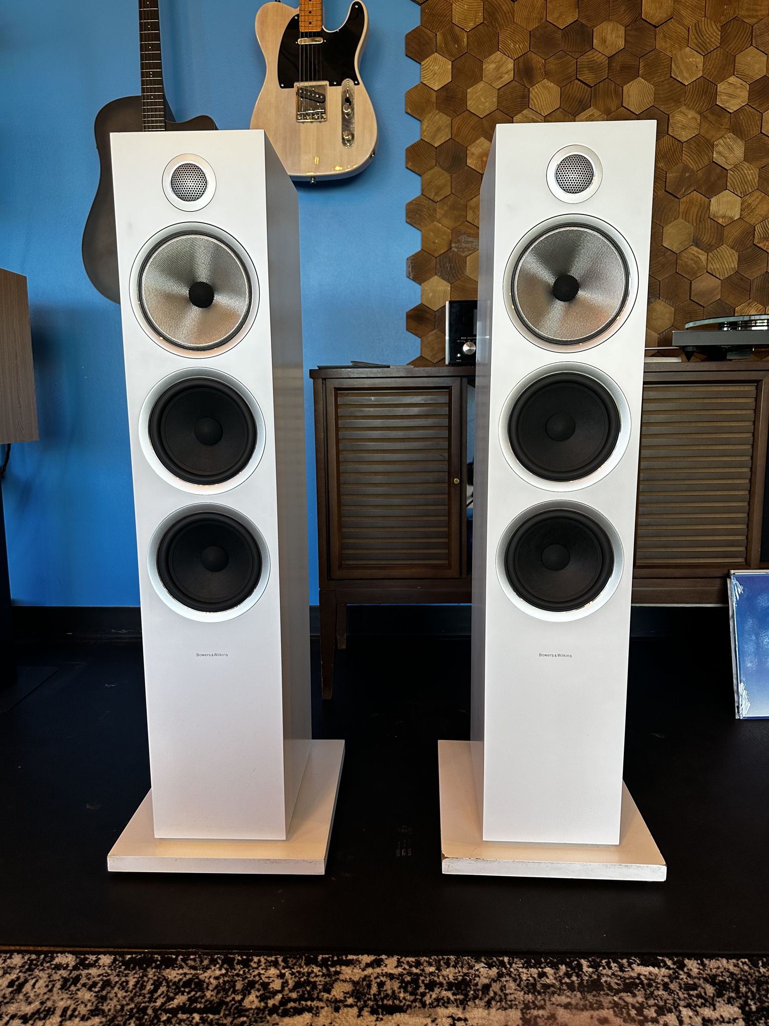 B&W (Bowers & Wilkins) 703 S2 For Sale | Audiogon