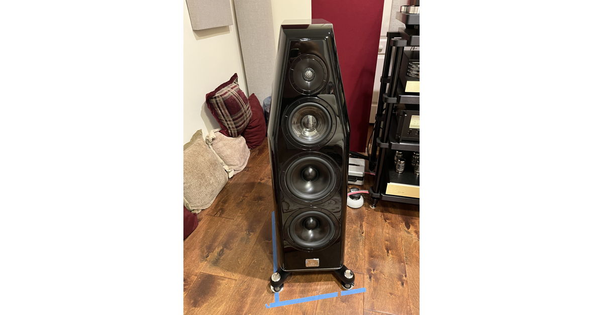 Kharma DB 9S Gloss Black Mint. Zero Marks. For Sale | Audiogon