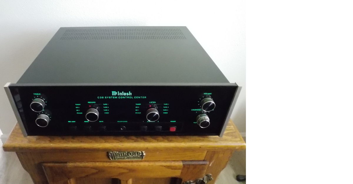 MCINTOSH C38 PREAMPLIFIER For Sale | Audiogon