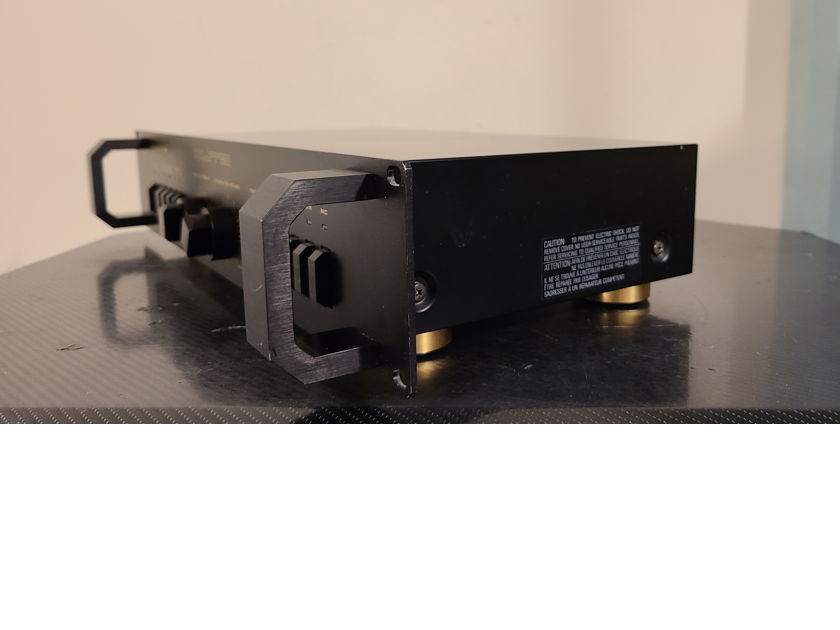 Sumo Electra Stereo Preamplifier. For Sale | Audiogon