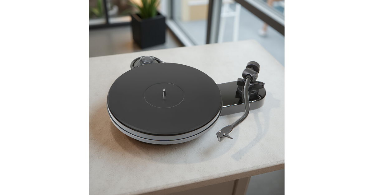 Pro-Ject RPM 3 Carbon Turntable - Piano Bl... For Sale | Audiogon
