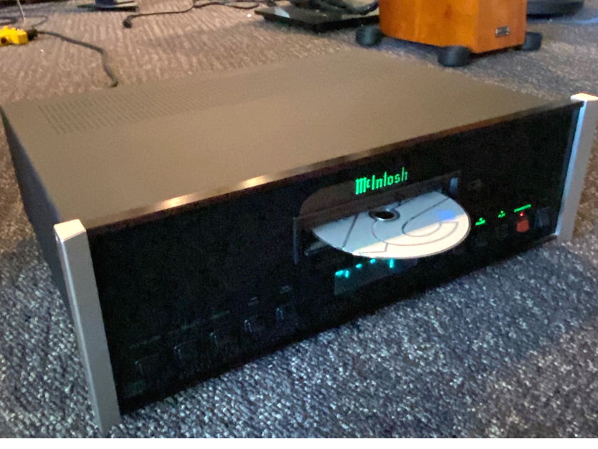 McIntosh MCD-205 multi Disk & D-100 DAC For Sale | Audiogon