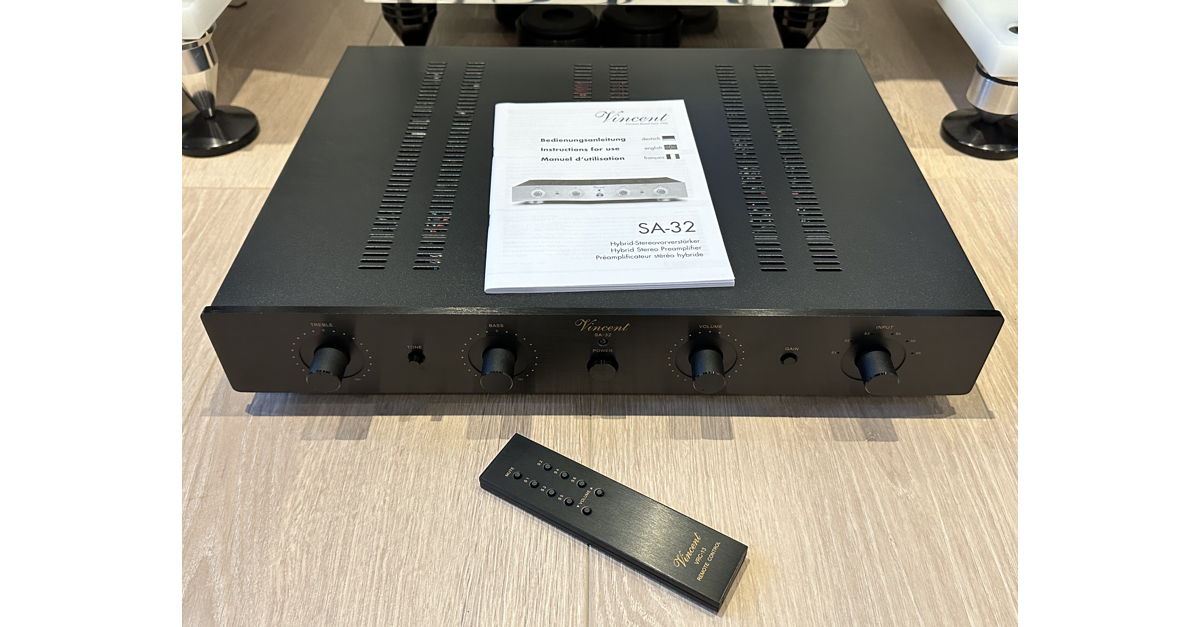 Vincent SA-32 Stereo Preamp Hybrid Solid S... For Sale | Audiogon
