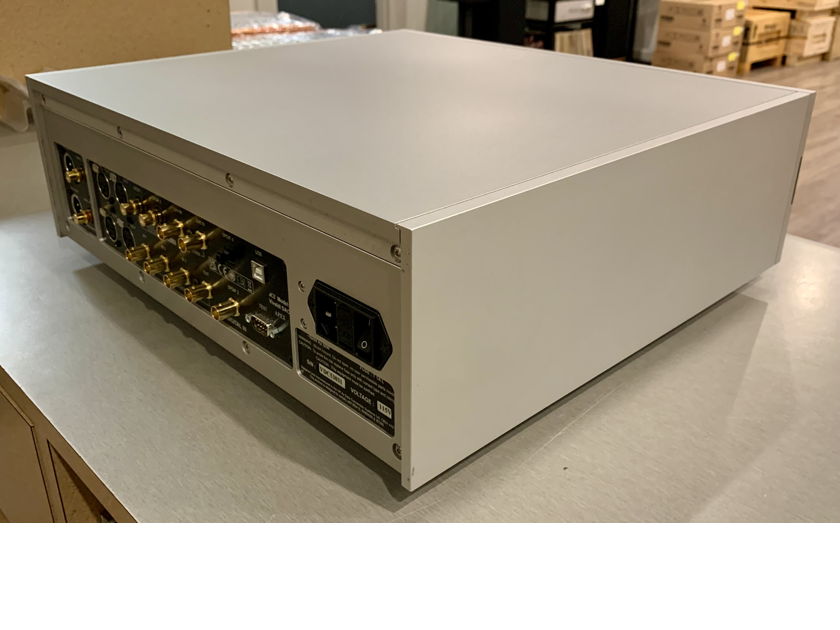 *DEMO* dCS Vivaldi APEX DAC | Silver For Sale | Audiogon