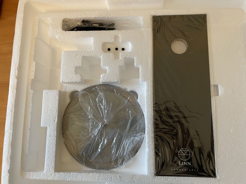 Linn LP-12 Turntable - Mint Condition - Must See - Price Just Reduced ...