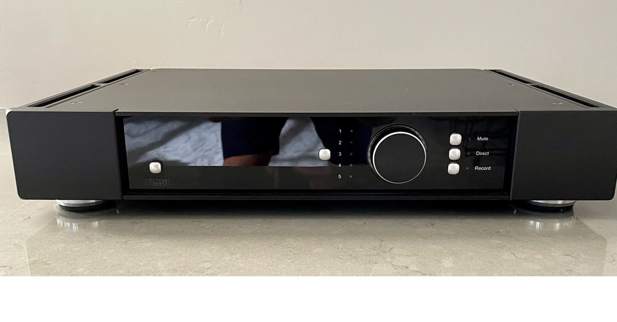 Rega Elicit-R Integrated Amp For Sale | Audiogon