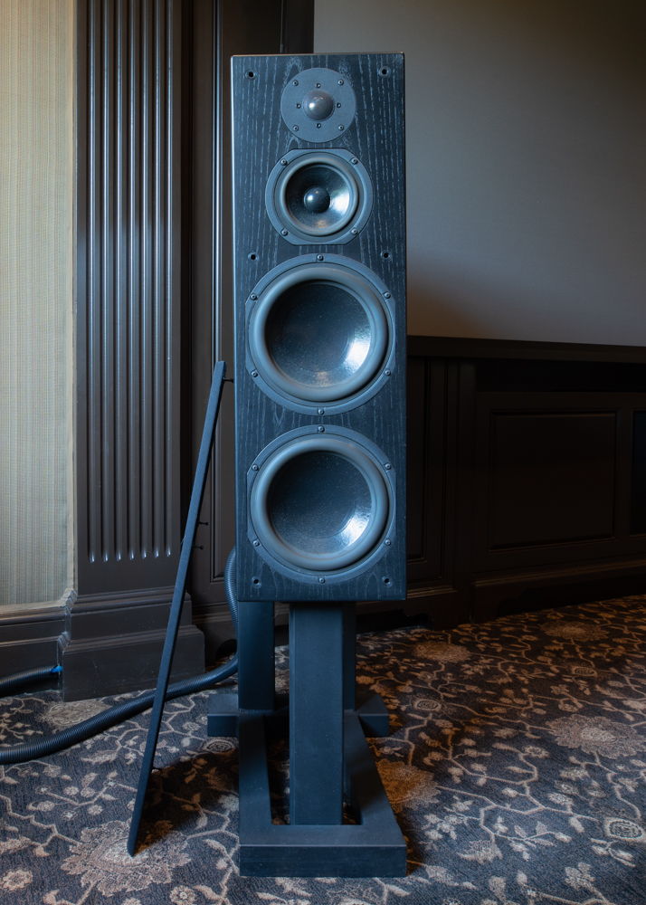 Aerial Acoustics LR-5: $3,500 with Stands For Sale | Audiogon