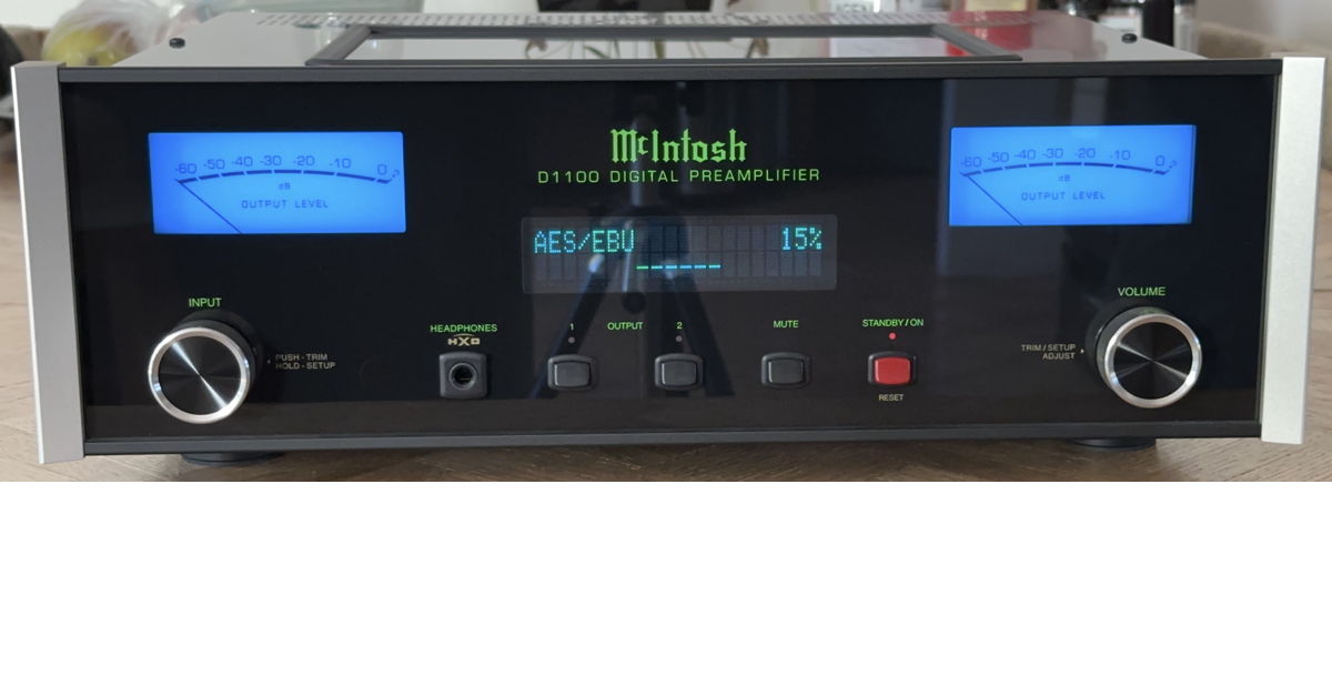 McIntosh D1100 Digital Preamplifier For Sale | Audiogon