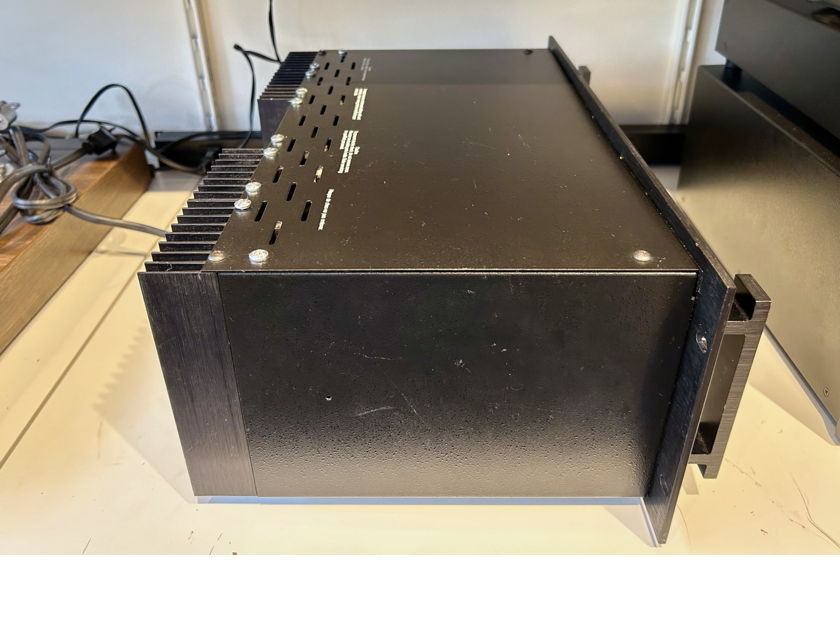 Adcom GFA-555 For Sale | Audiogon