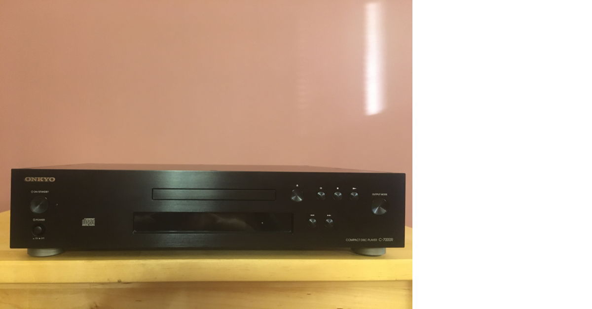 Onkyo C-7000R CD Player -- LIKE NEW-- MAKE... For Sale | Audiogon