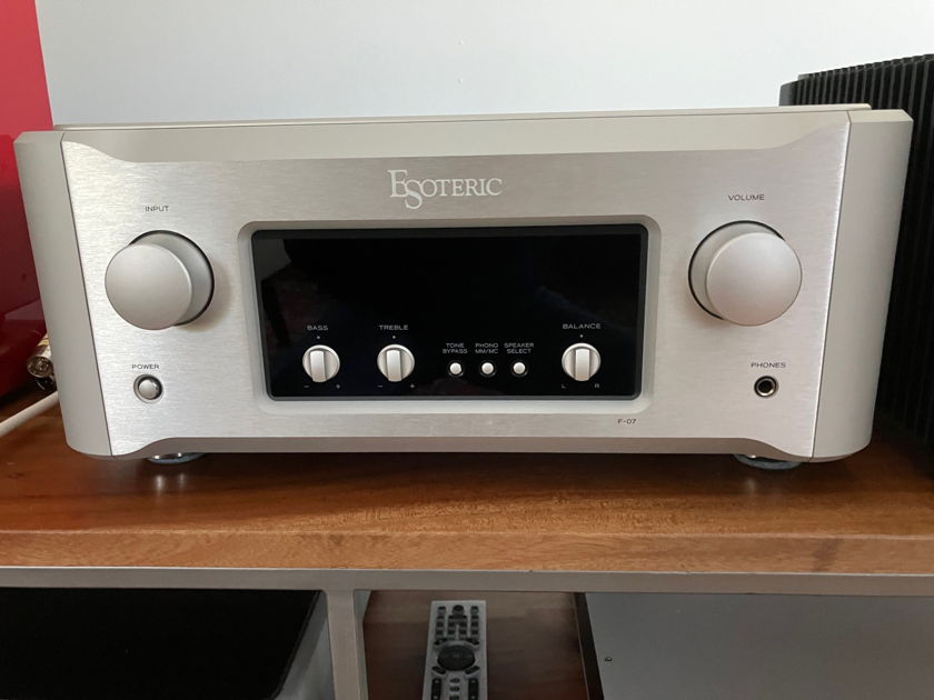 Esoteric F-07 Dual Mono Integrated Amplifier For Sale | Audiogon