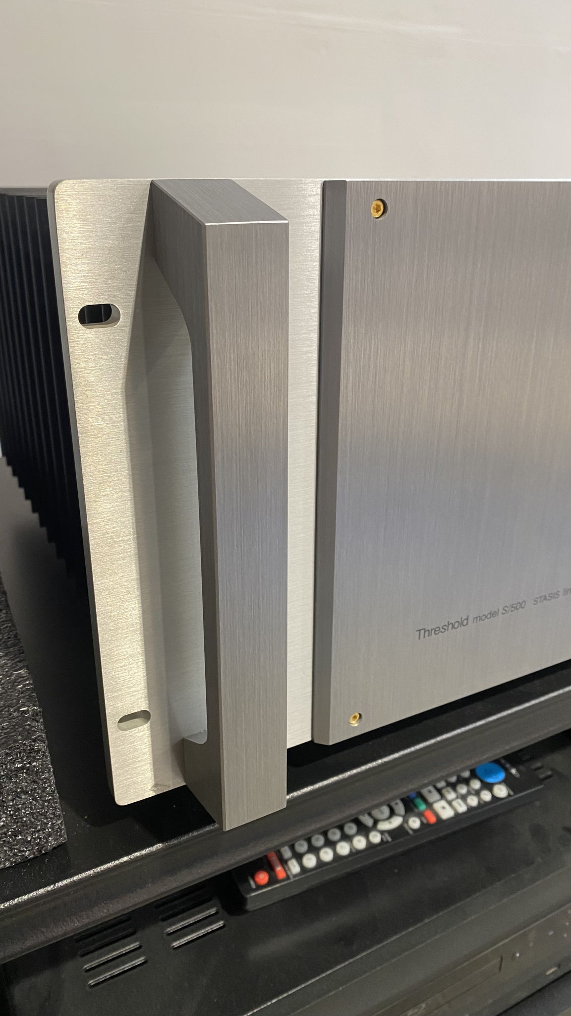 Threshold Statis S-500ii Massive Power Amp... For Sale | Audiogon