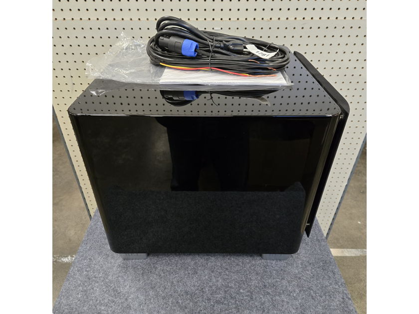 REL T/9x 10" Powered Subwoofer; High Gloss... For Sale | Audiogon