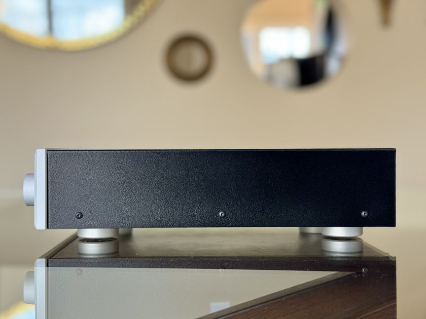 Weiss DAC501 2CH Roon Ready DAC & Streamer... For Sale | Audiogon