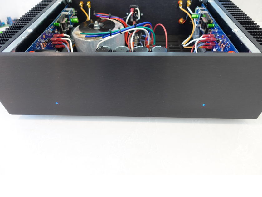 Pass Designed M2(x) Custom First Watt Class A Power Amplifier and ...