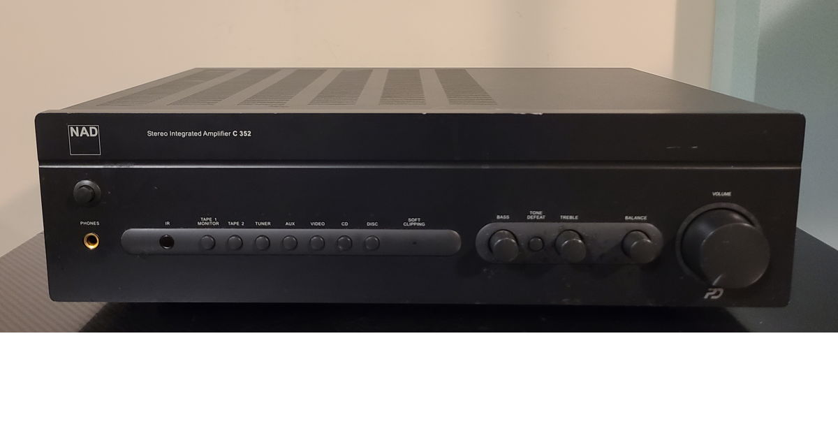 NAD C352 Integrated Amplifier. For Sale | Audiogon