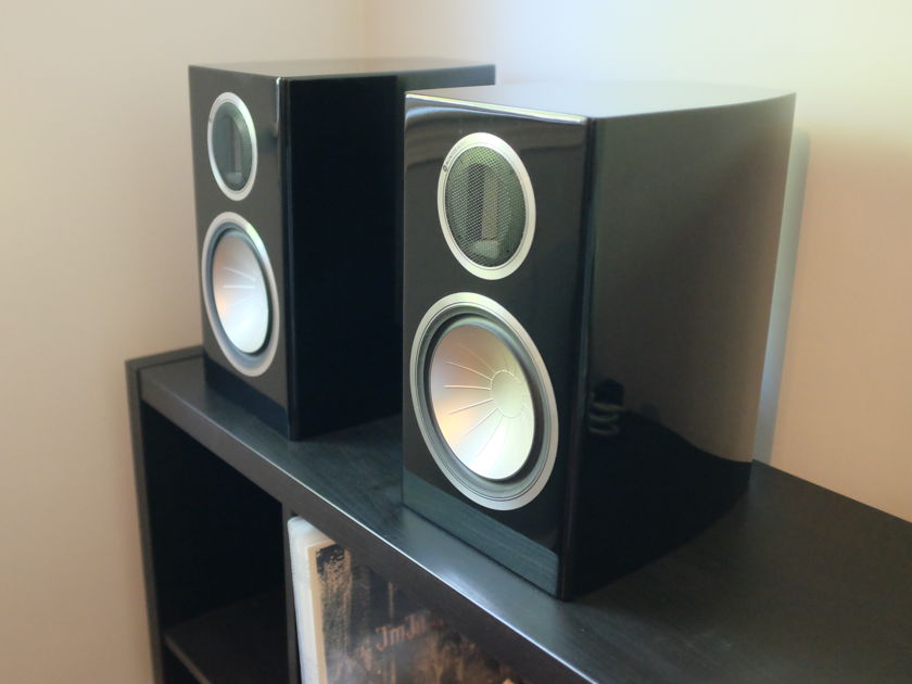Monitor Audio GX100 Gold 2-way Bookshelf Speakers | Full-Range | Audiogon