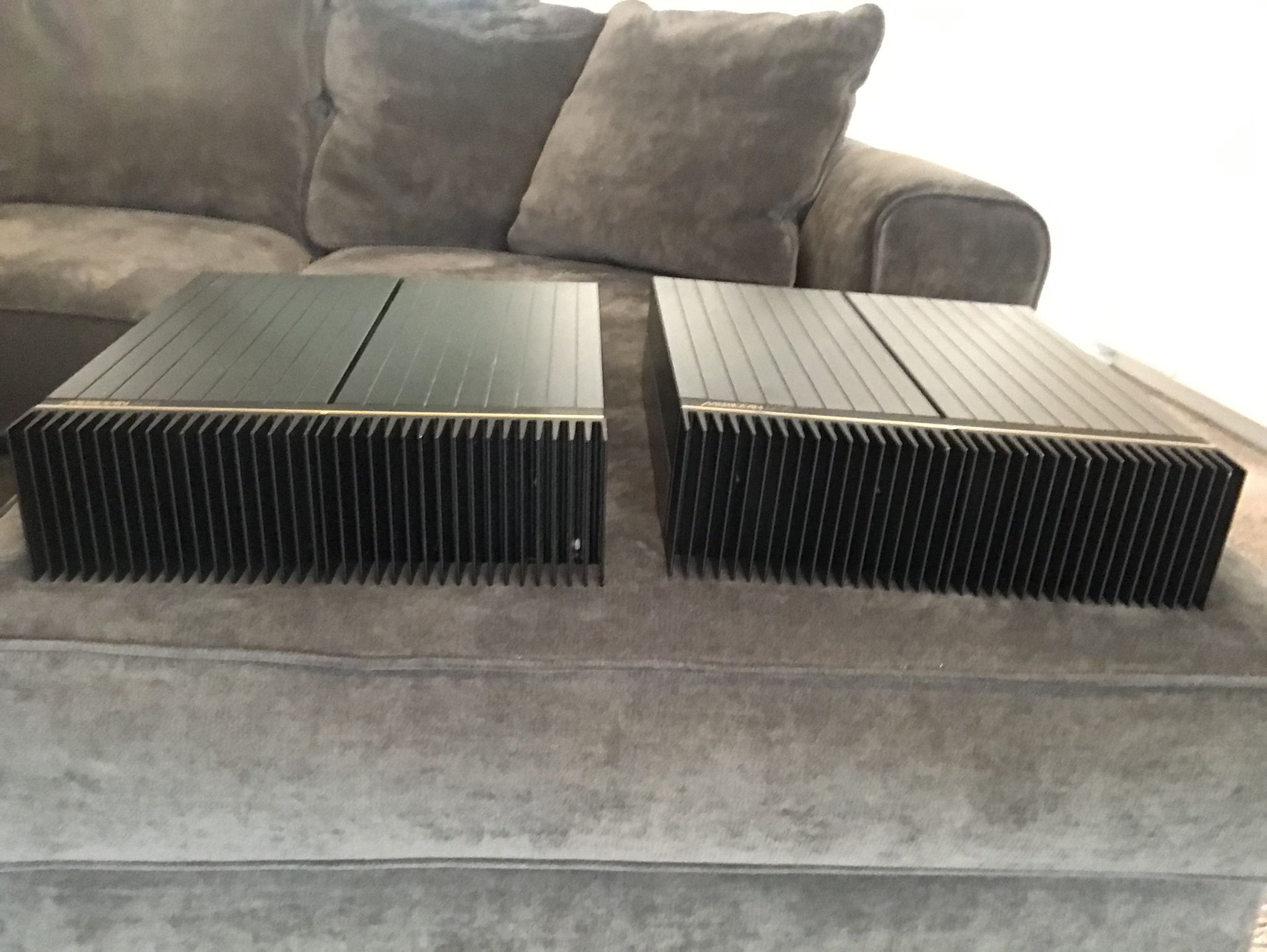 Meridian 605 Mono Amplifiers For Sale | Audiogon
