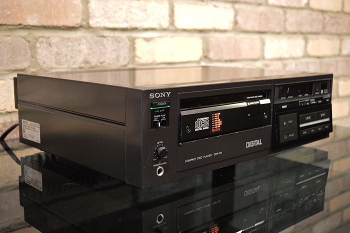 Sony CDP-101 - Worlds First Consumer CD Pl... For Sale | Audiogon