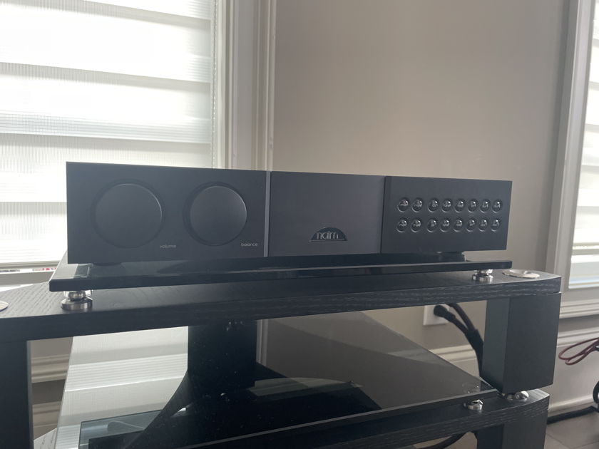 Demo Naim Audio NAC 252 & SuperCap DR - 40... For Sale | Audiogon