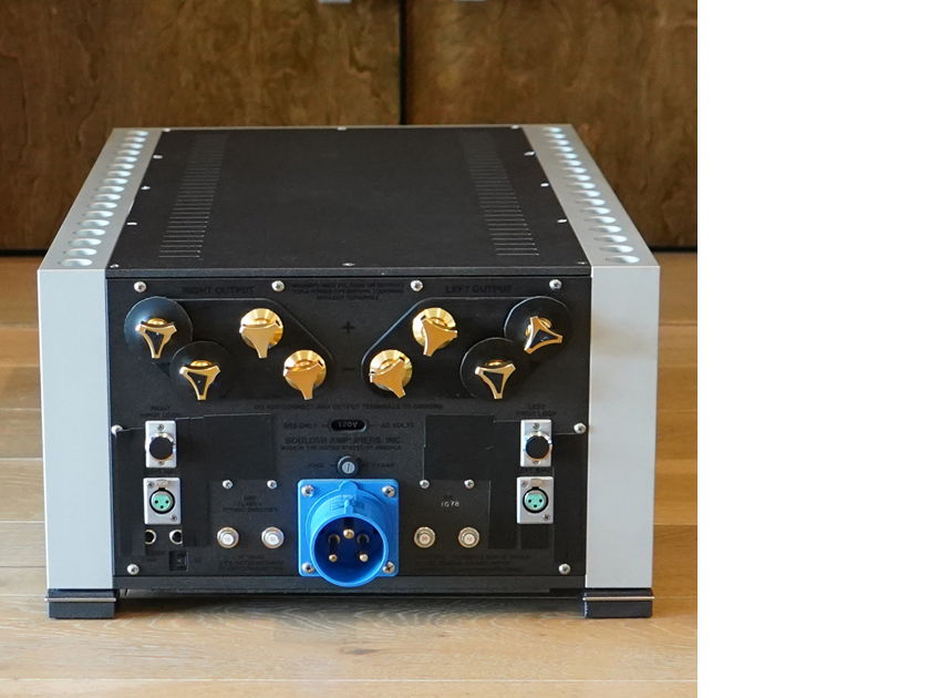 Boulder 2060 Stereo Power Amplifier, Pre-O... For Sale | Audiogon