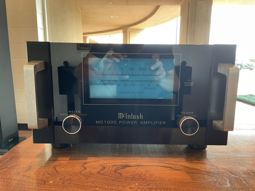 Stereo Pair of McIntosh MC-1000's (1000 wa... For Sale | Audiogon