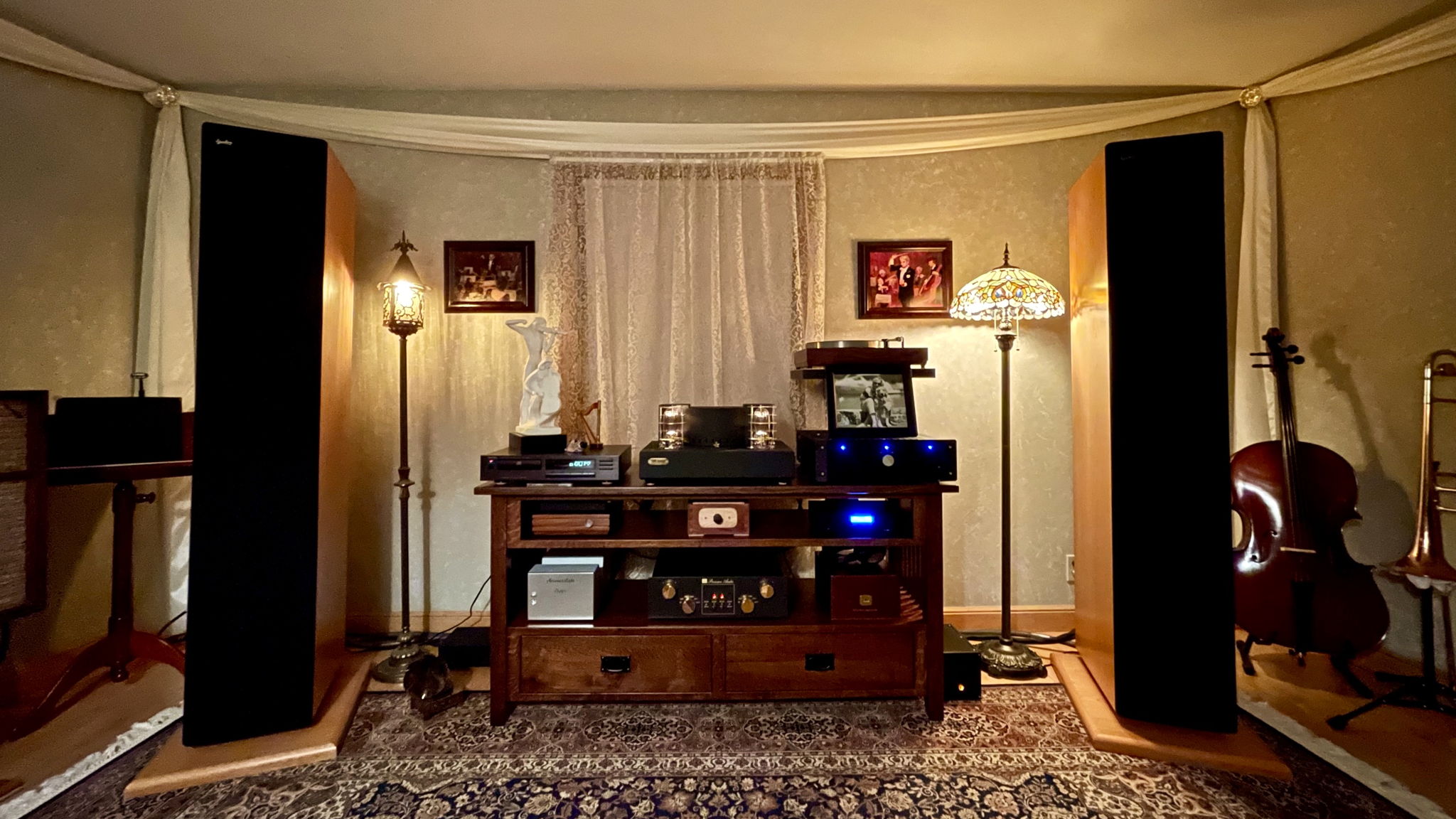Main System | Virtual Listening Room