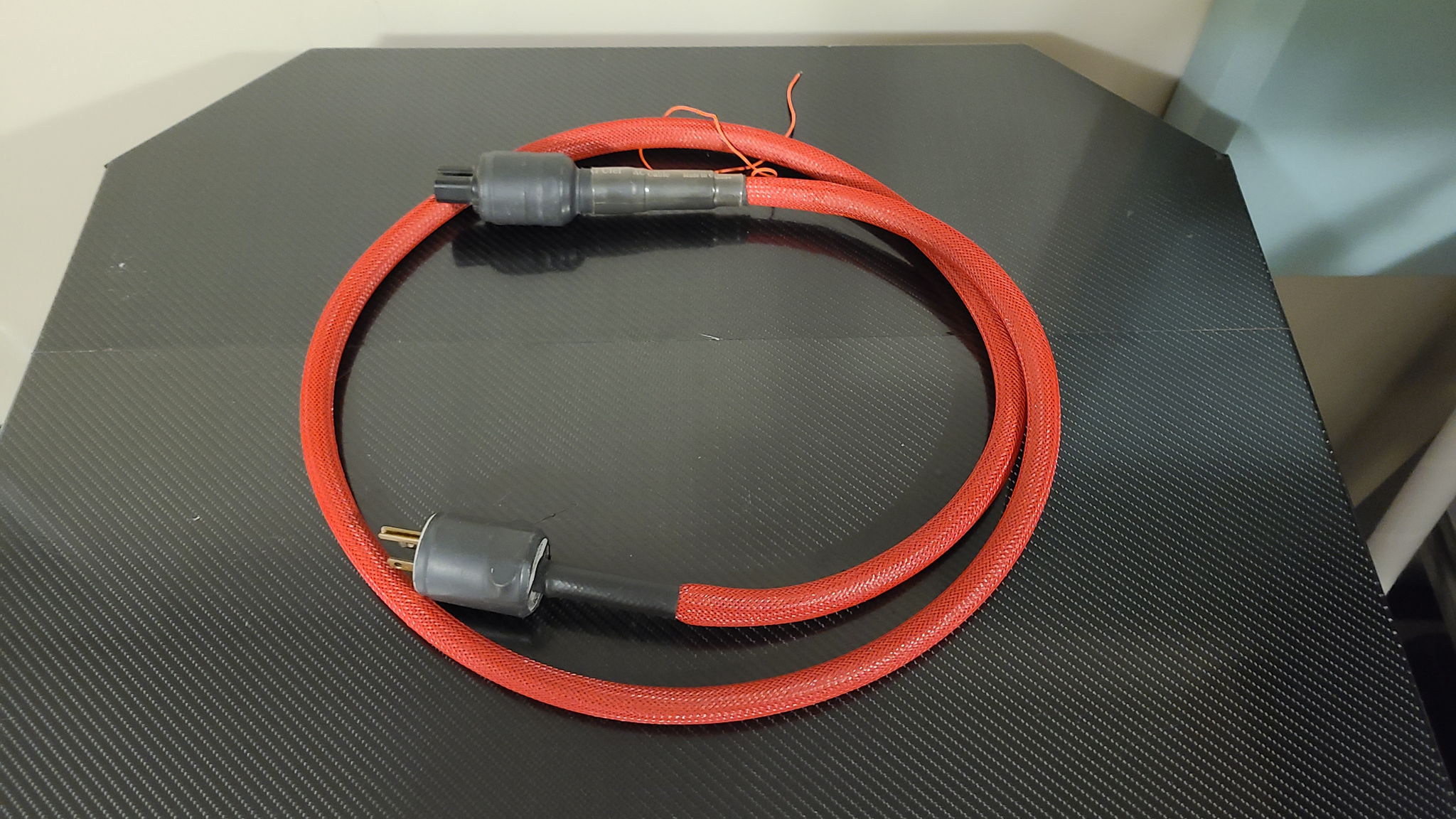 Gutwire G-Clef Power Cable. 2 meters. | AC Cables | Audiogon