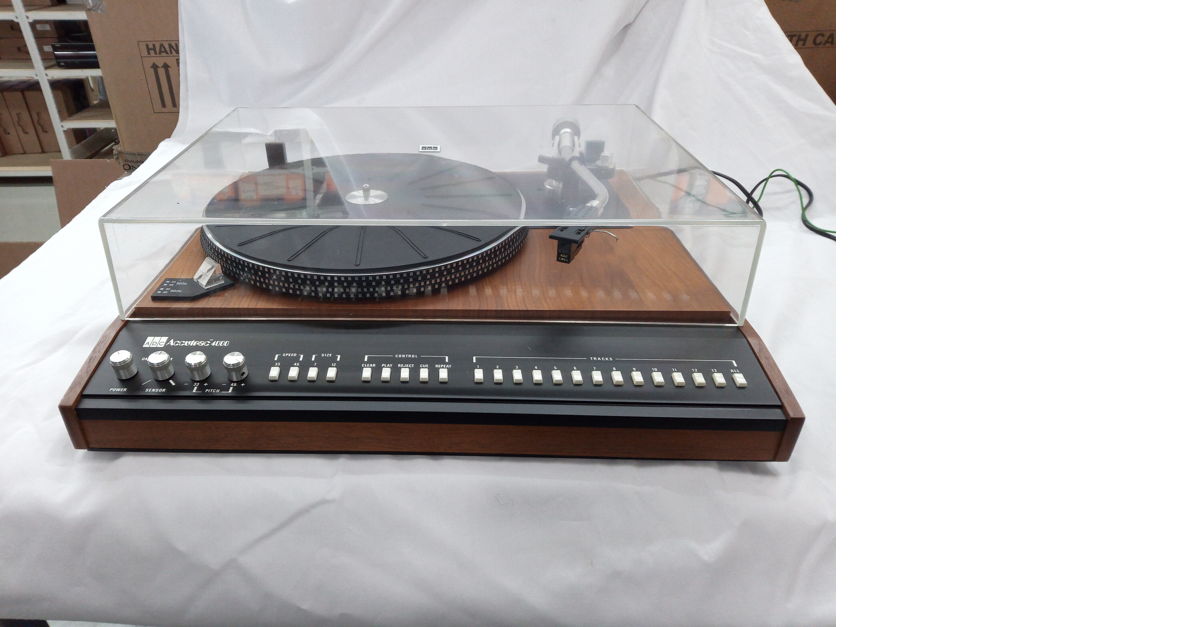 ADC Accutrac 4000 Turntable (w/ADC LMA-1 C... For Sale | Audiogon