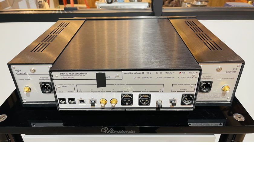 Mark Levinson No 35 DAC 1 owner used less ... For Sale | Audiogon