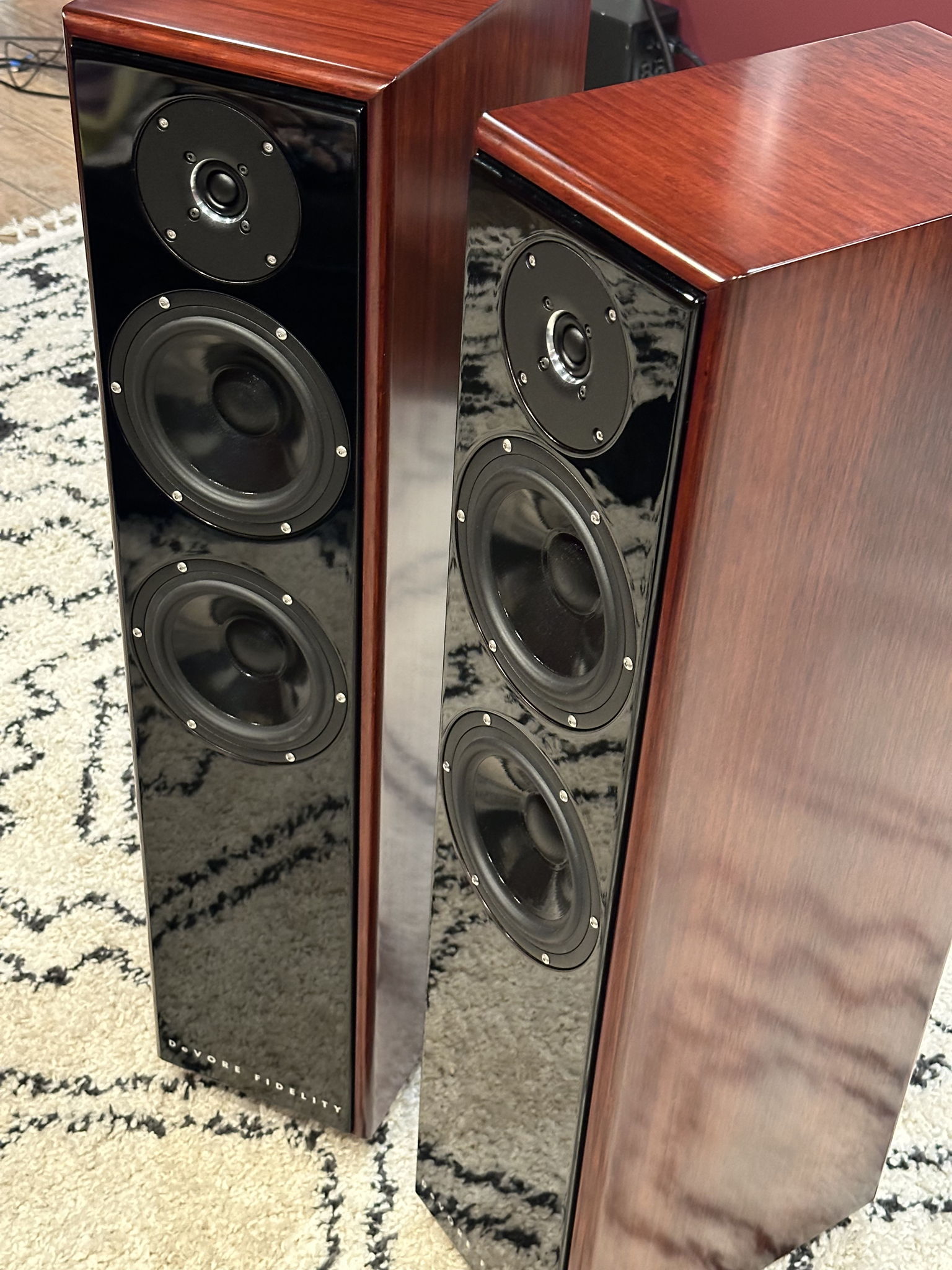 DeVore Fidelity Gibbon Super Nine For Sale | Audiogon