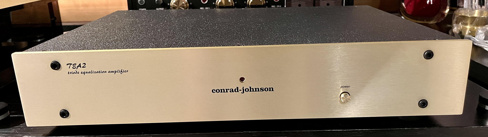 Conrad Johnson TEA2 High Gain Phono Preamp For Sale | Audiogon