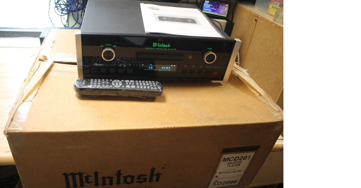 McIntosh MCD201 SACD/CD Player with Remote... For Sale | Audiogon