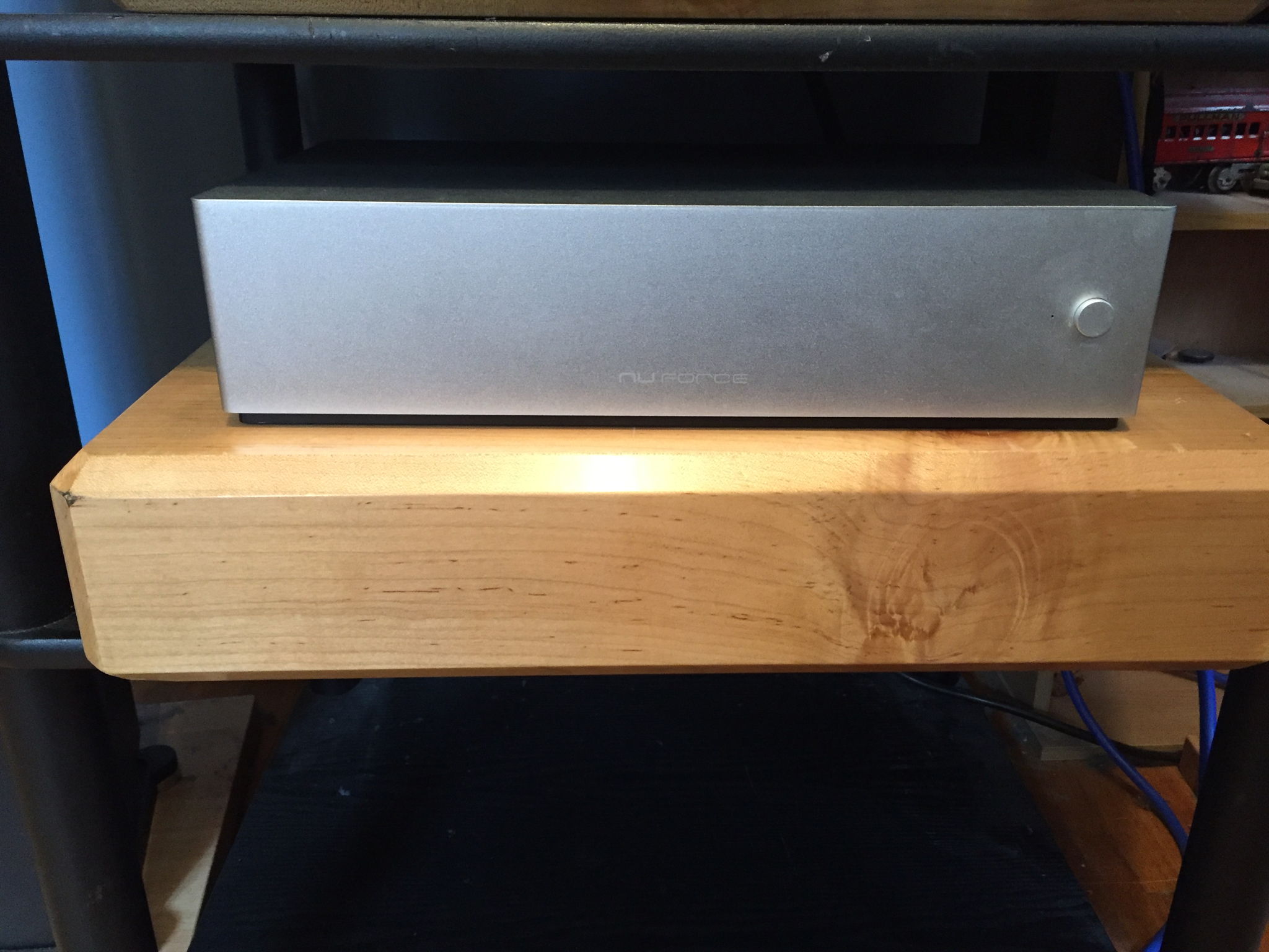 NuForce STA200 Amplifier For Sale | Audiogon