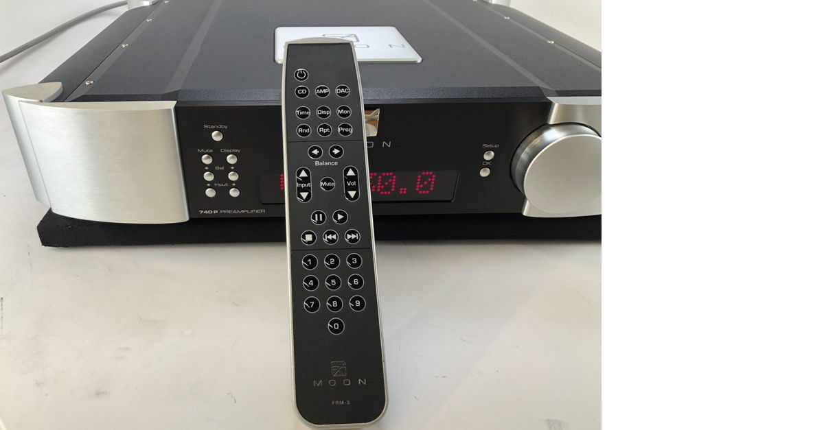 Simaudio Moon Evolution 740P Analog Preamp... For Sale | Audiogon