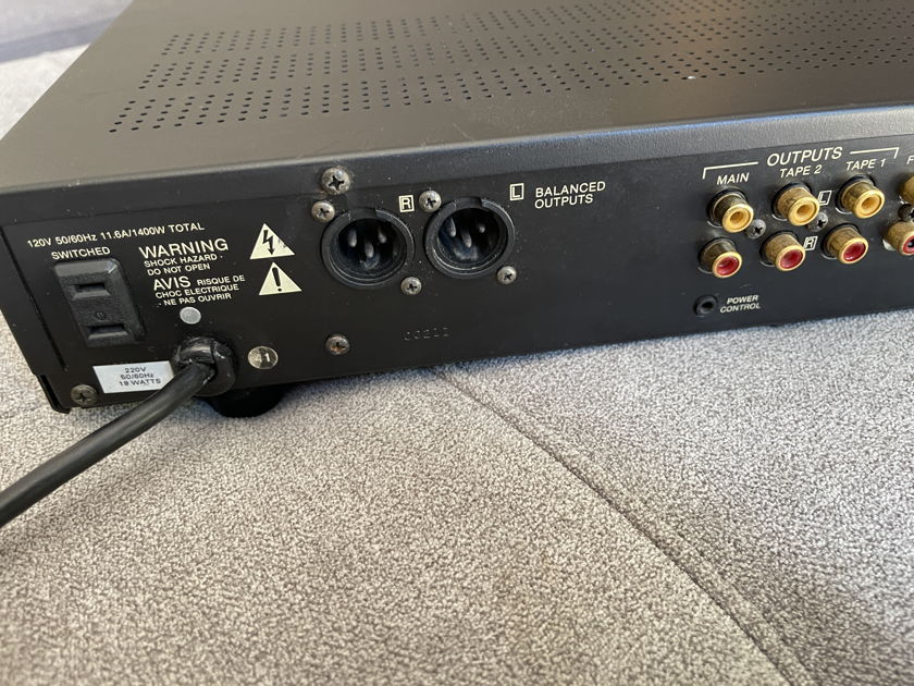 McIntosh C710 - excellent condition For Sale | Audiogon