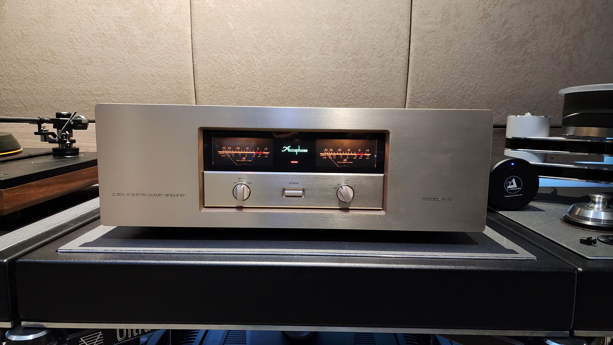 Accuphase A20 For Sale | Audiogon