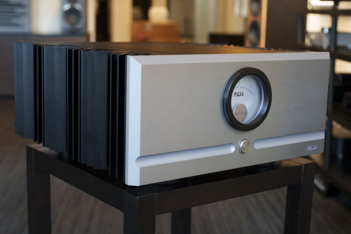 Pass Labs X250.8 For Sale | Audiogon