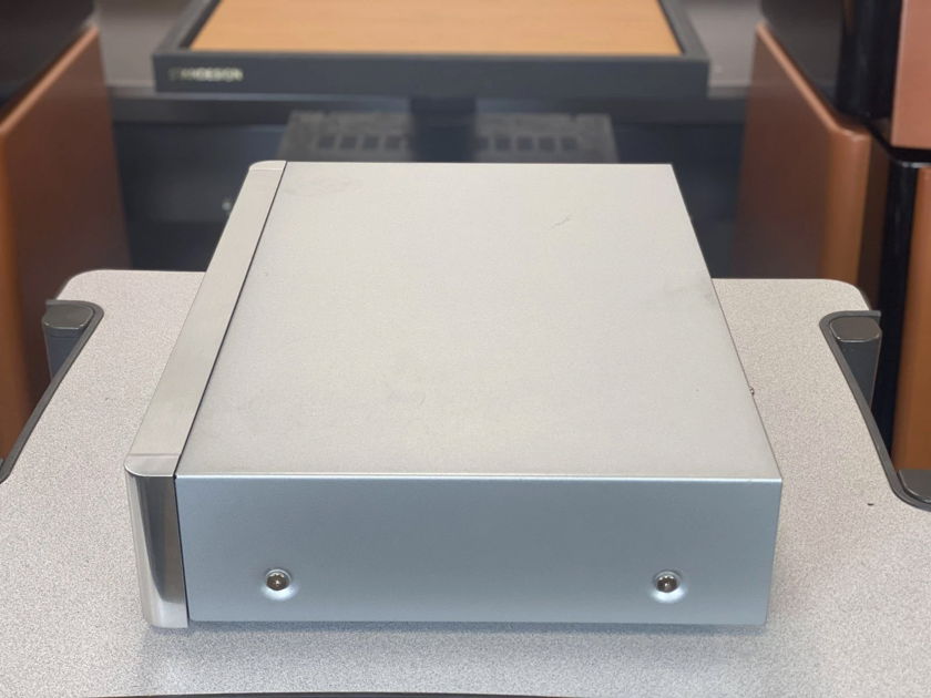 Rotel RCD-1570 Slot Loading CD Player with... For Sale | Audiogon