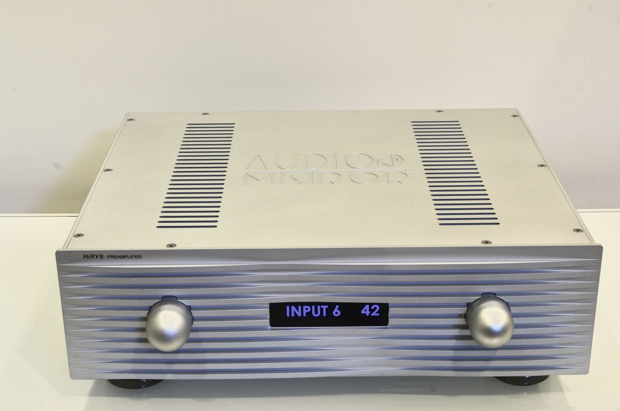 Audio Mirror Wave Preamp For Sale | Audiogon