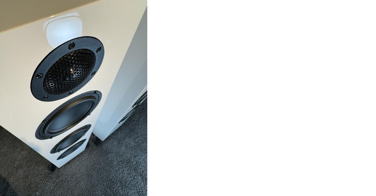 Gauder Akustik Capello 100 speakers in whi... For Sale | Audiogon