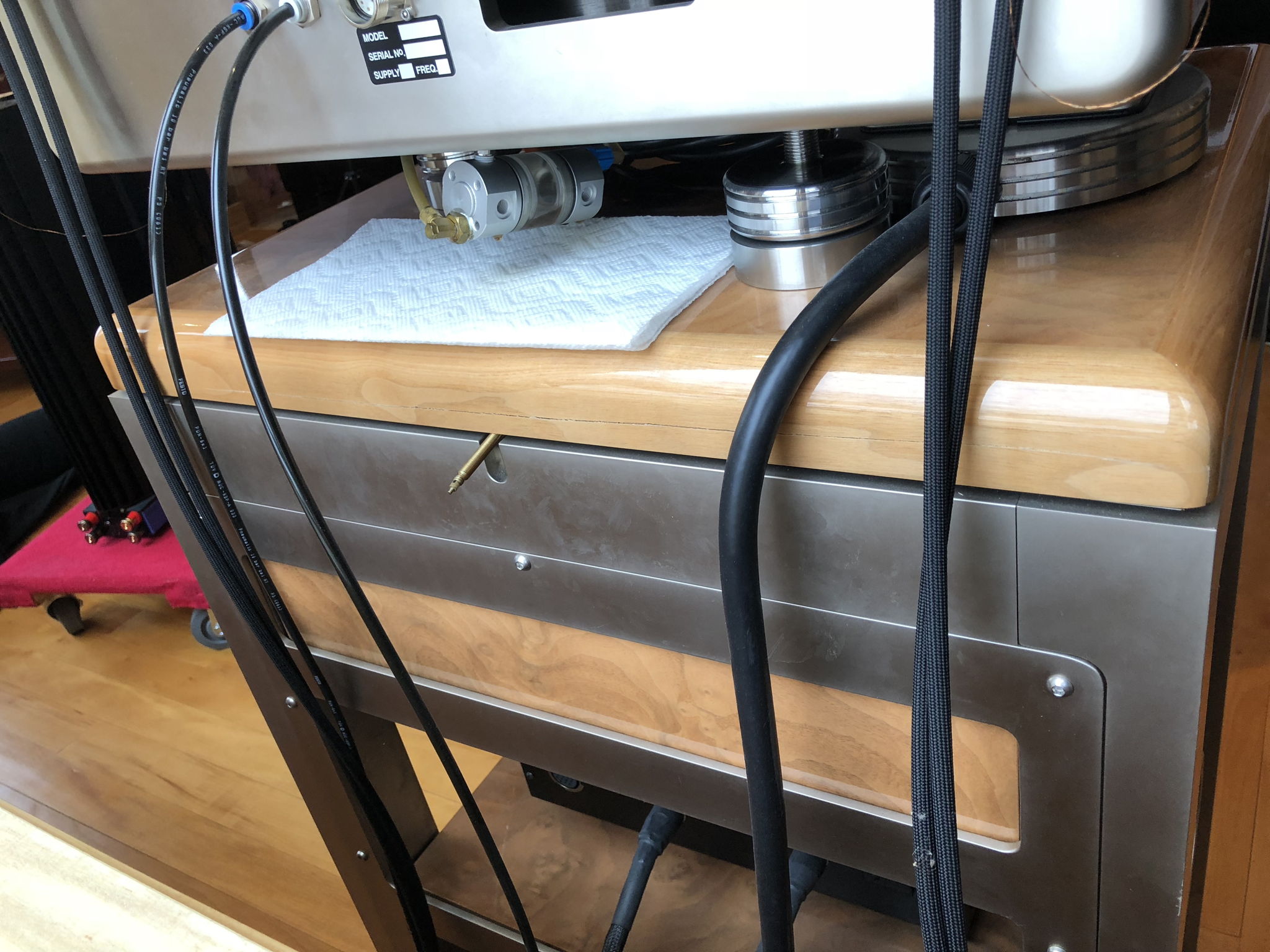 CONTINUUM AUDIO LABS CALIBURN TURNTABLE WI... For Sale | Audiogon