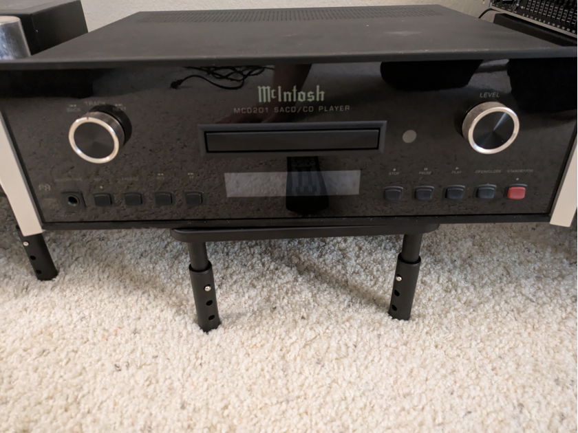 McIntosh MCD201 - CD / SACD Player For Sale | Audiogon