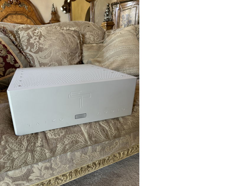 Taiko Extreme Server and Switch/Router For Sale | Audiogon