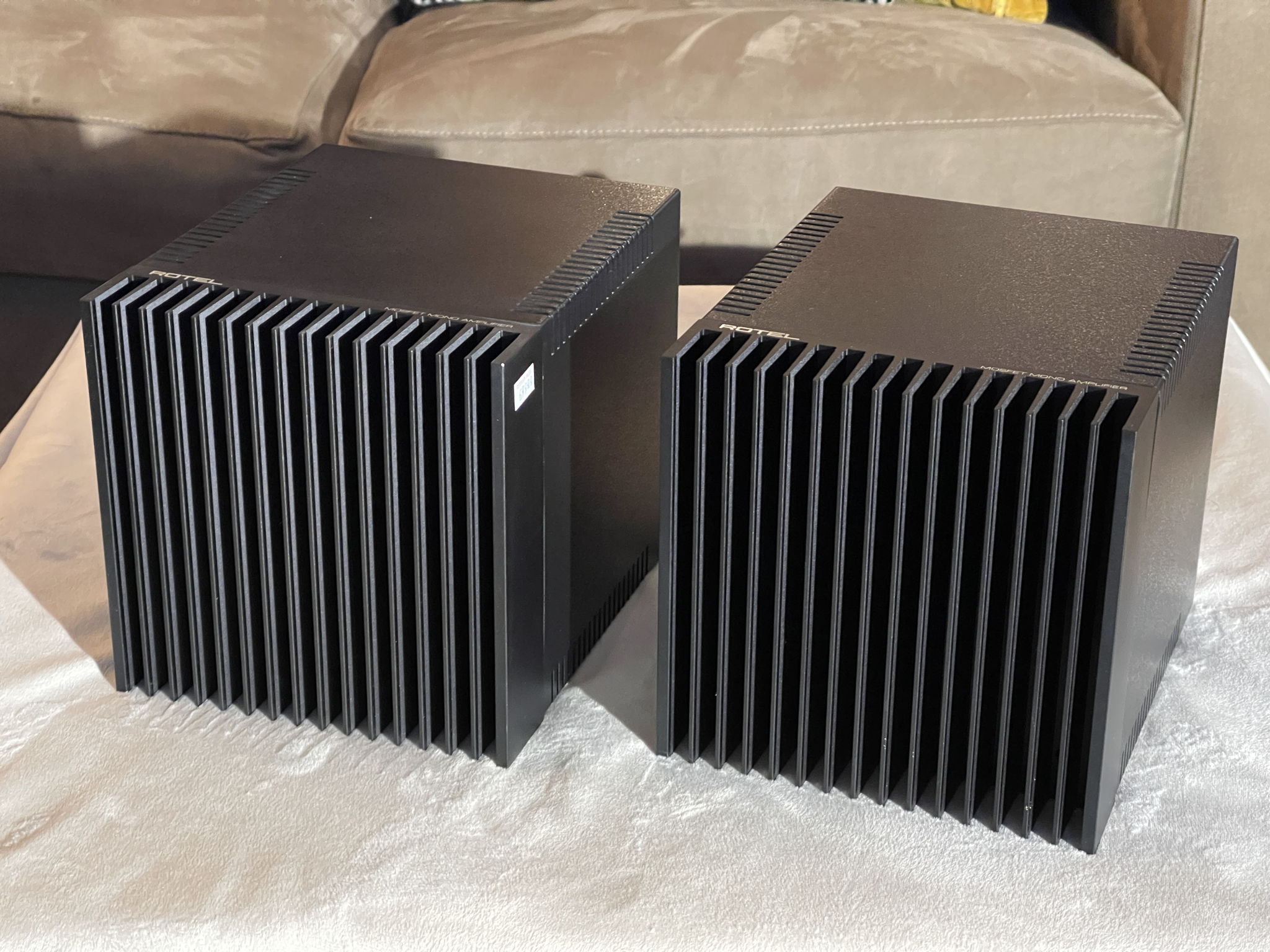 Rotel RMB-100 For Sale | Audiogon