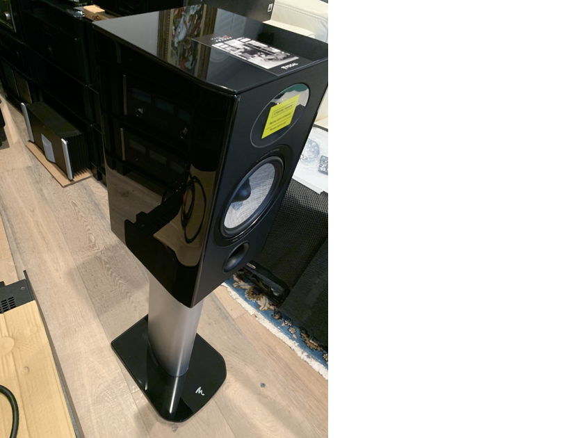 Focal Aria 906 Black Gloss or Noyer Color ... For Sale | Audiogon