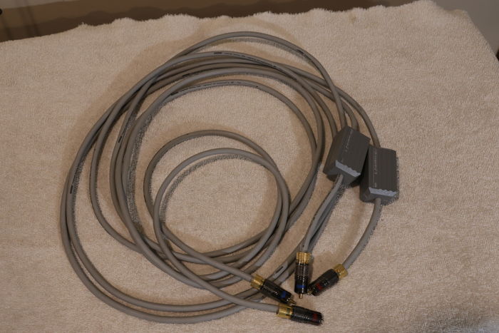 MIT Terminator 2 Interconnects - 3M pair For Sale | Audiogon